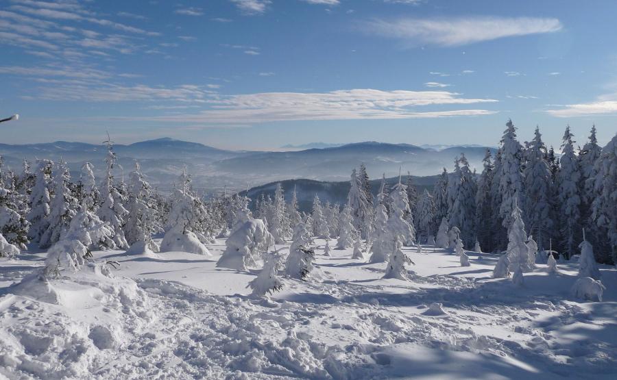 Matka zabrała dwulatka w Beskidy. Do akcji wkroczyli słowaccy ratownicy ...